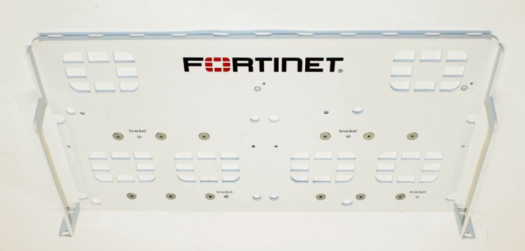 Купить крепление Fortinet Rack Mount Tray SP-RACKTRAY-01 | Treolink.ru